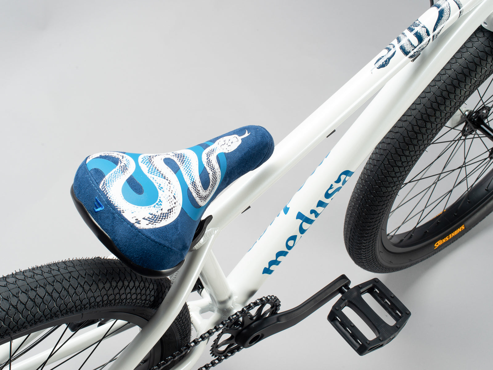 Mafia Bikes Medusa V2 – 26″ Wheelie BMX Bike – Friendly Cycle